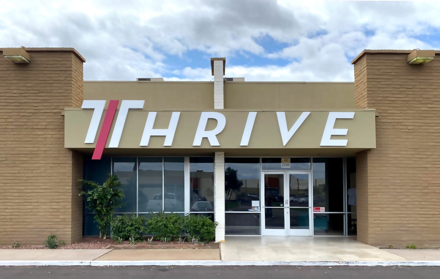 About Custom Screen Printing: Phoenix, AZ Direct Garment